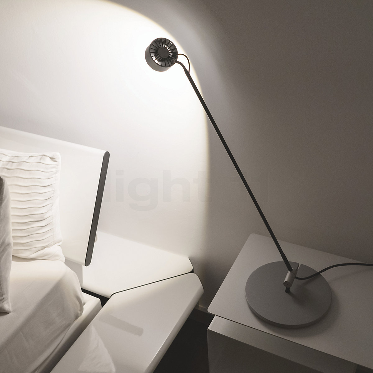 Absolut Lighting Basica, lámpara de sobremesa LED en light11.es