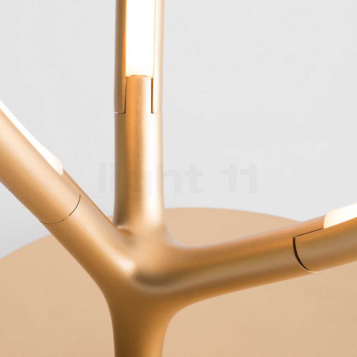 Buy Artemide Arrival Table Lamp LED at light11.eu