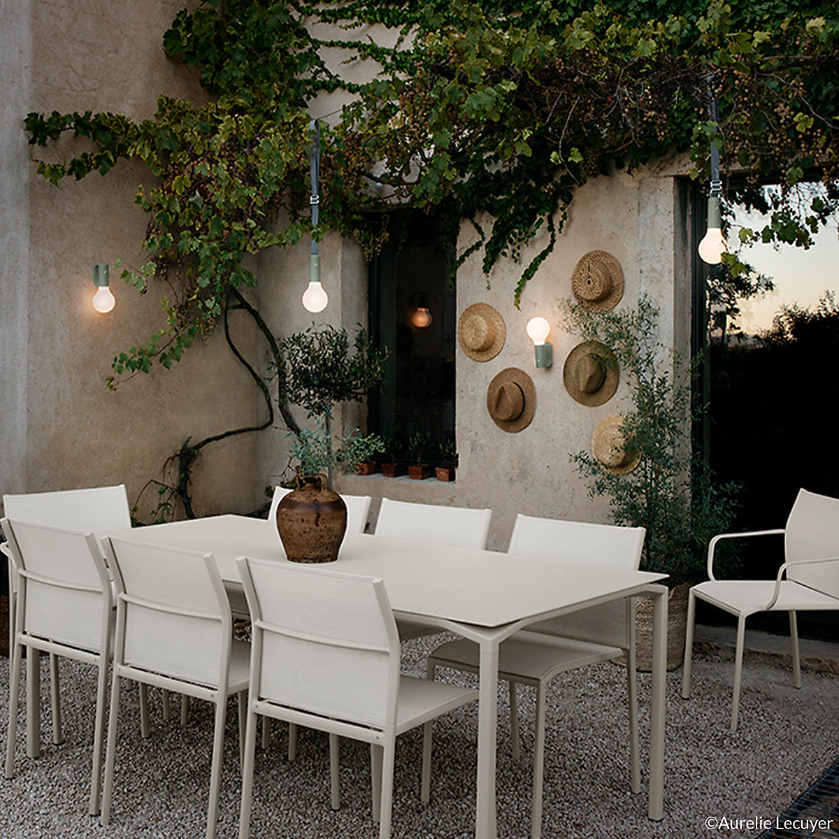 Fermob Aplô Lampe rechargeable LED avec sangle de suspension