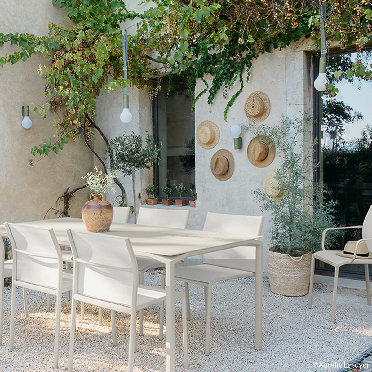 Fermob Aplô Lampe rechargeable LED avec sangle de suspension