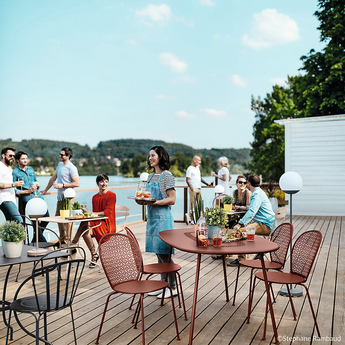 Fermob Mooon! Lampadaire LED en vente sur light11.fr