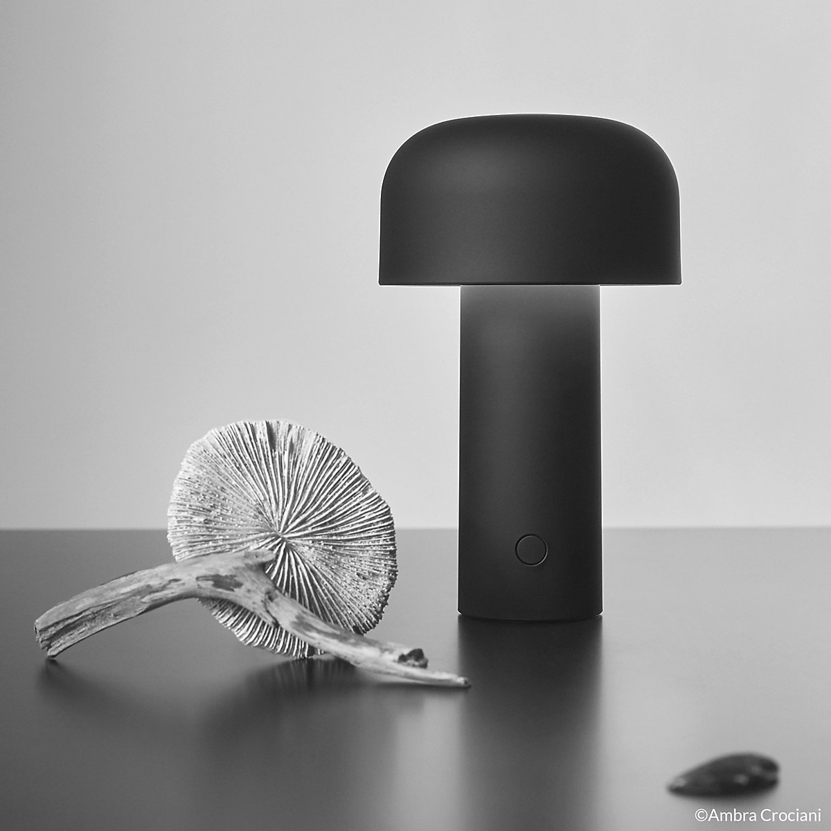 Lampe de table Flos Bellhop Battery LED - light11.fr