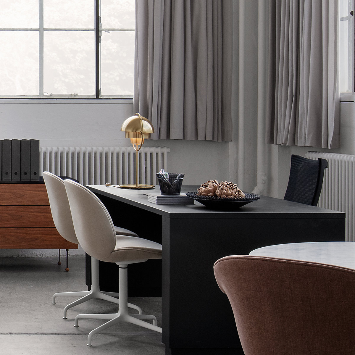 Buy Gubi Multi-Lite Table lamp at light11.eu