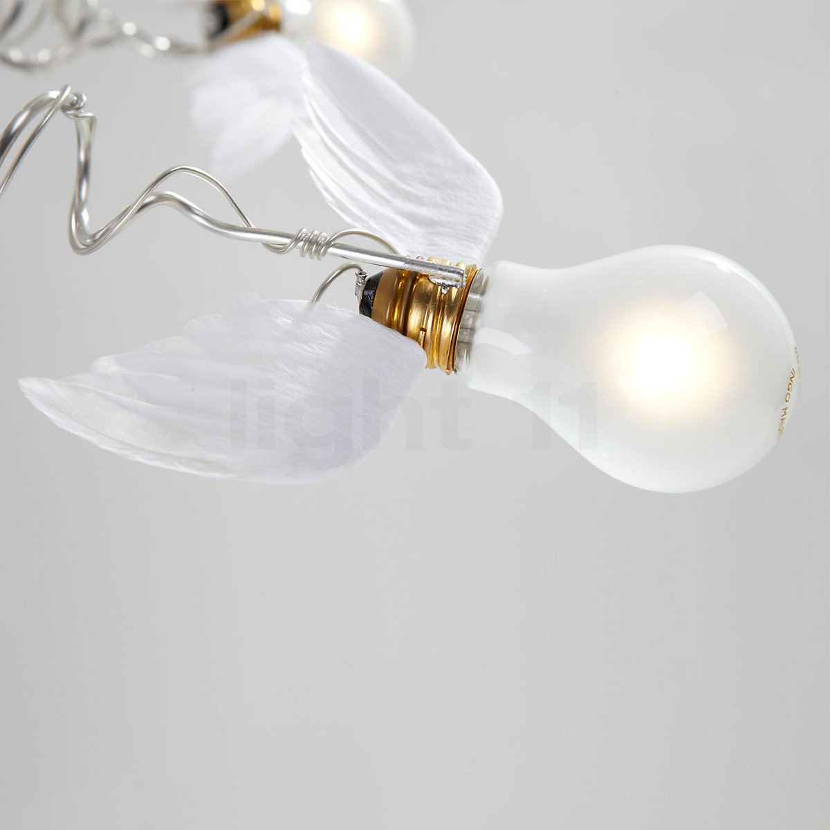 Buy Ingo Maurer Birdie's Nest LED at light11.eu