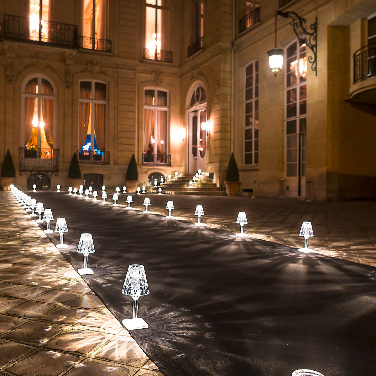 Lampe de table Kartell Battery LED en vente sur light11.fr