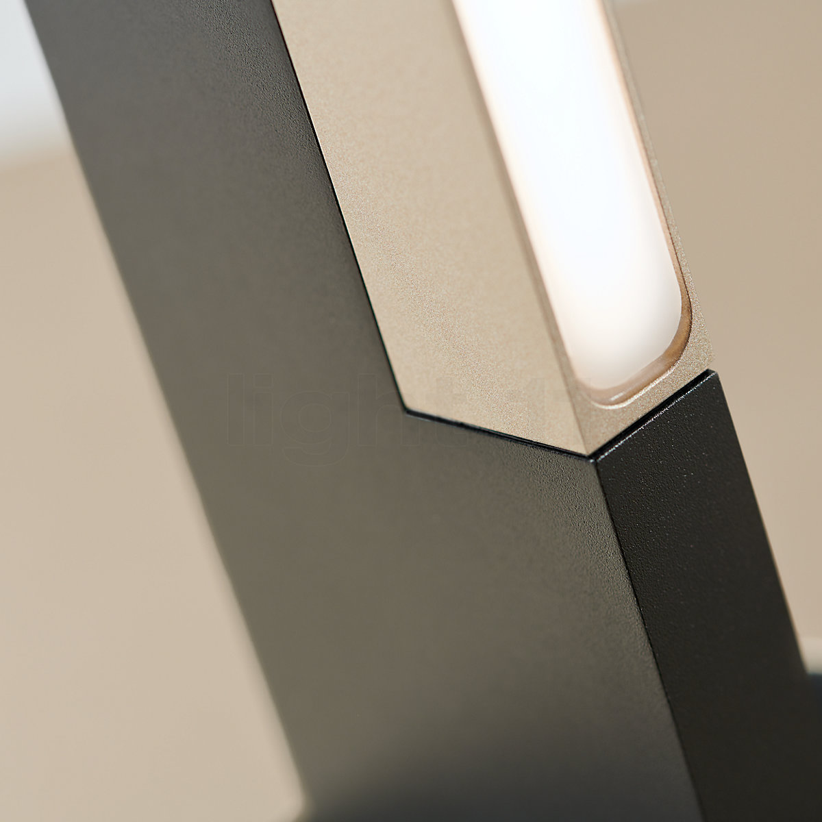 Light Point Inlay F1 Linear Vloerlamp LED - light11.nl