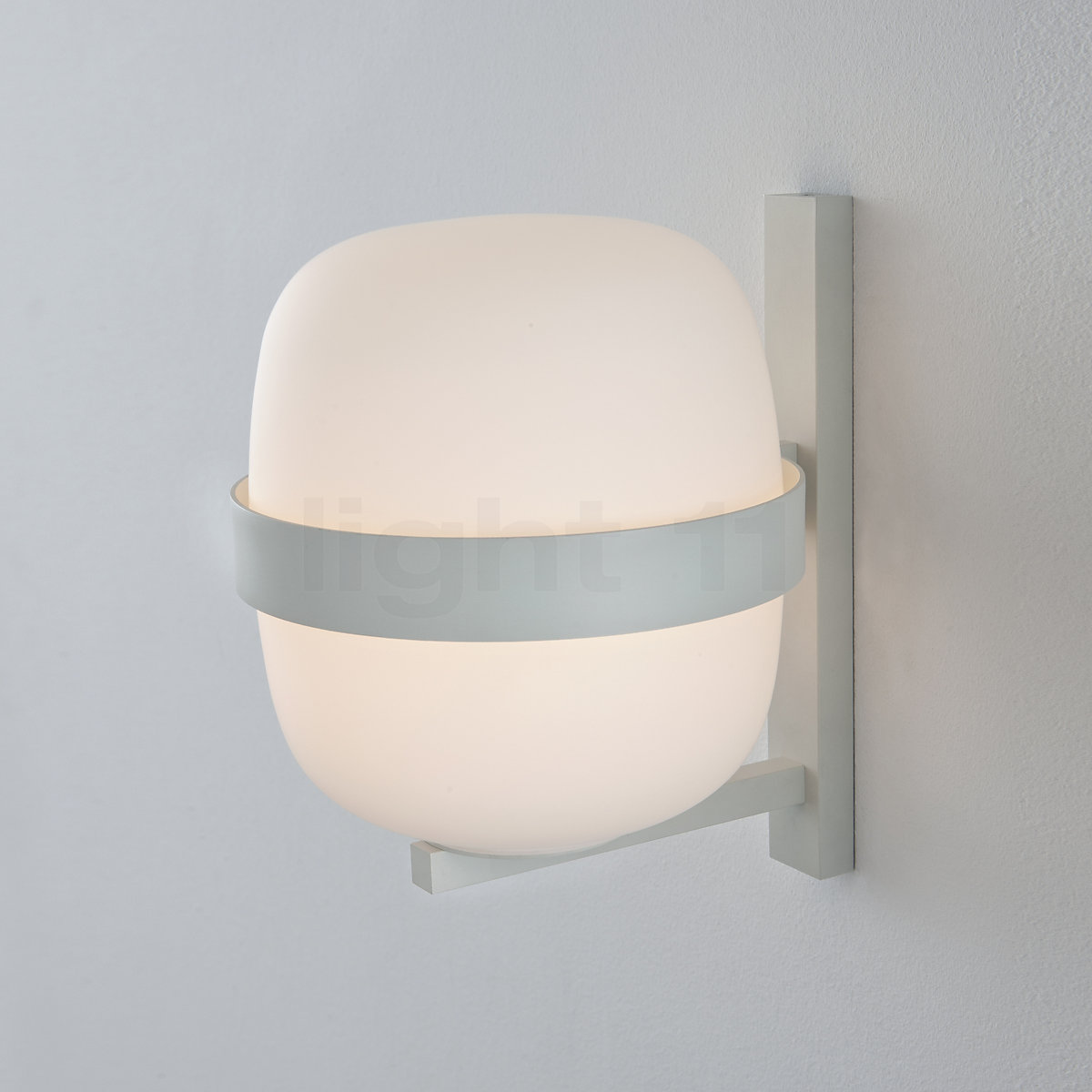 Buy Santa & Cole Wally at light11.eu