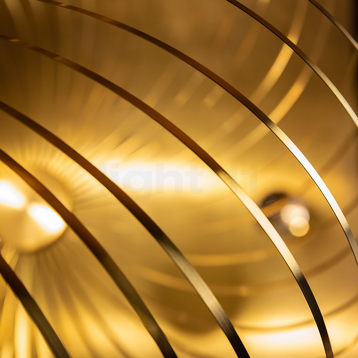 Tom Dixon Spring Suspension LED en vente sur light11.fr