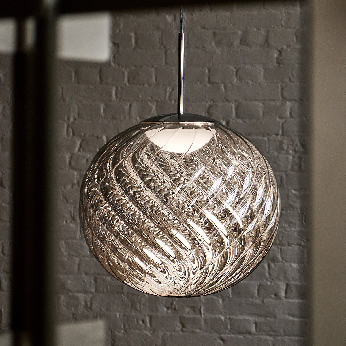 Buy Tom Dixon Whirl Pendant Light LED at light11.eu