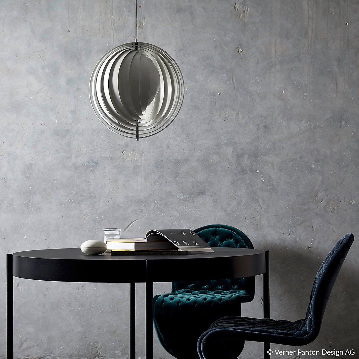 Buy Verpan Moon Pendant light at light11.eu