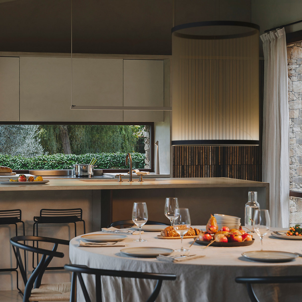 Buy Vibia Array Pendant Light LED cylindric at light11.eu