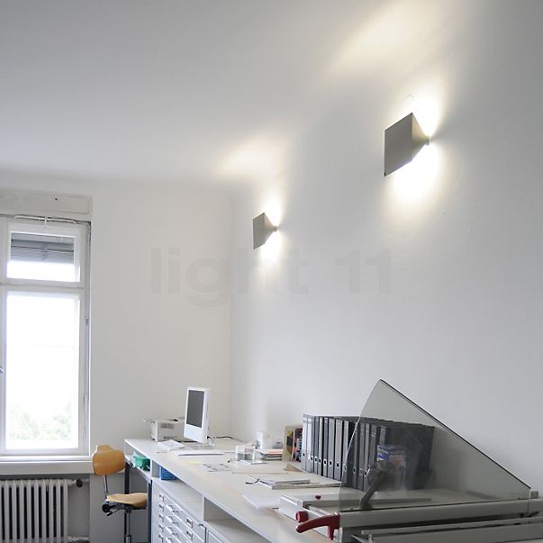 Buy Mawa Britz wall light at light11.eu